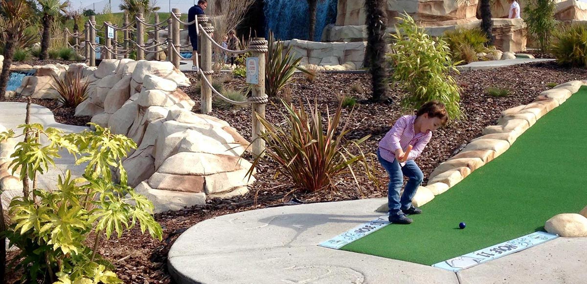 Congo Falls Adventure Golf